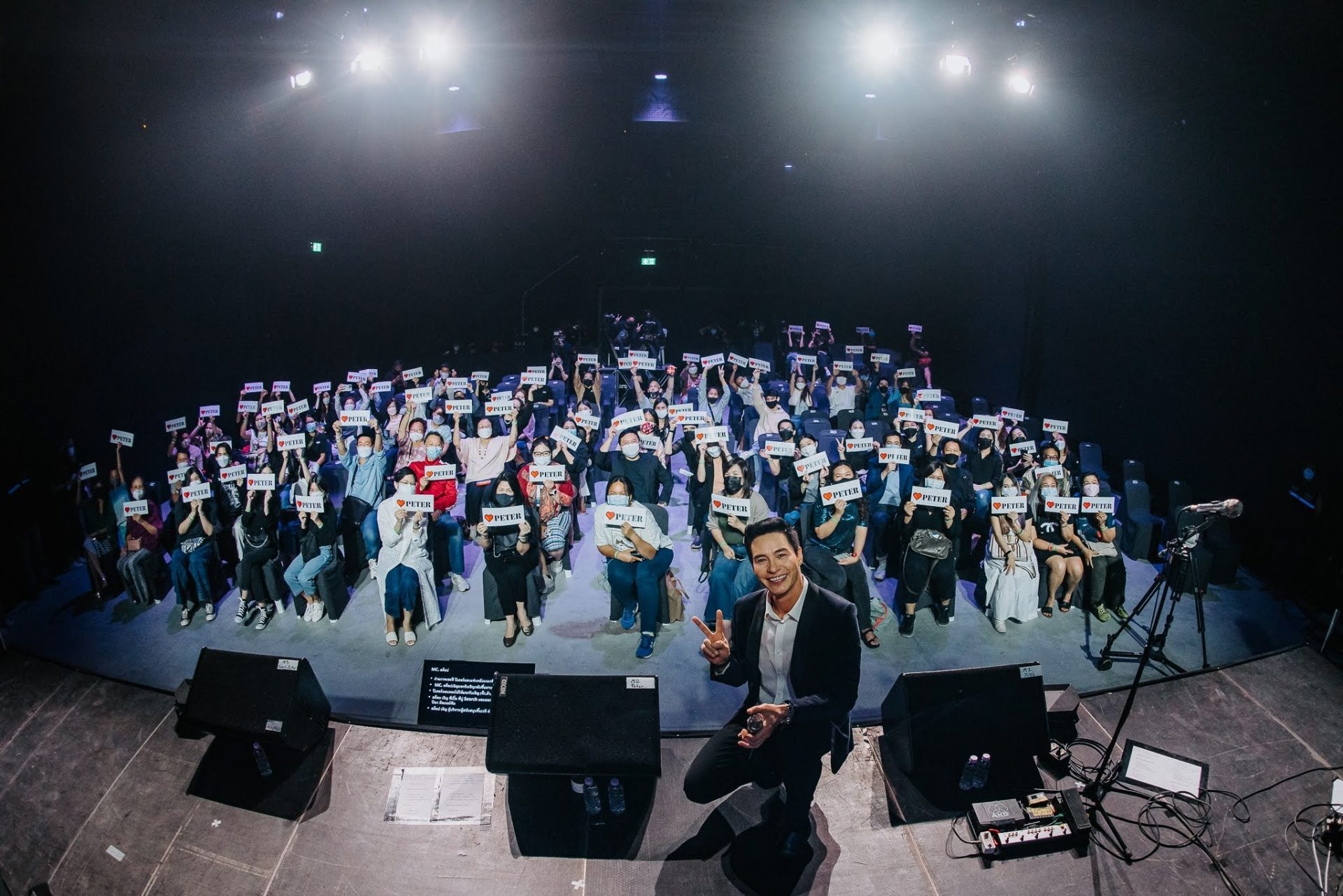 'ปีเตอร์ คอร์ป' จัดโชว์เคสเดี่ยวครั้งแรกในรอบเกือบ 30 ปี