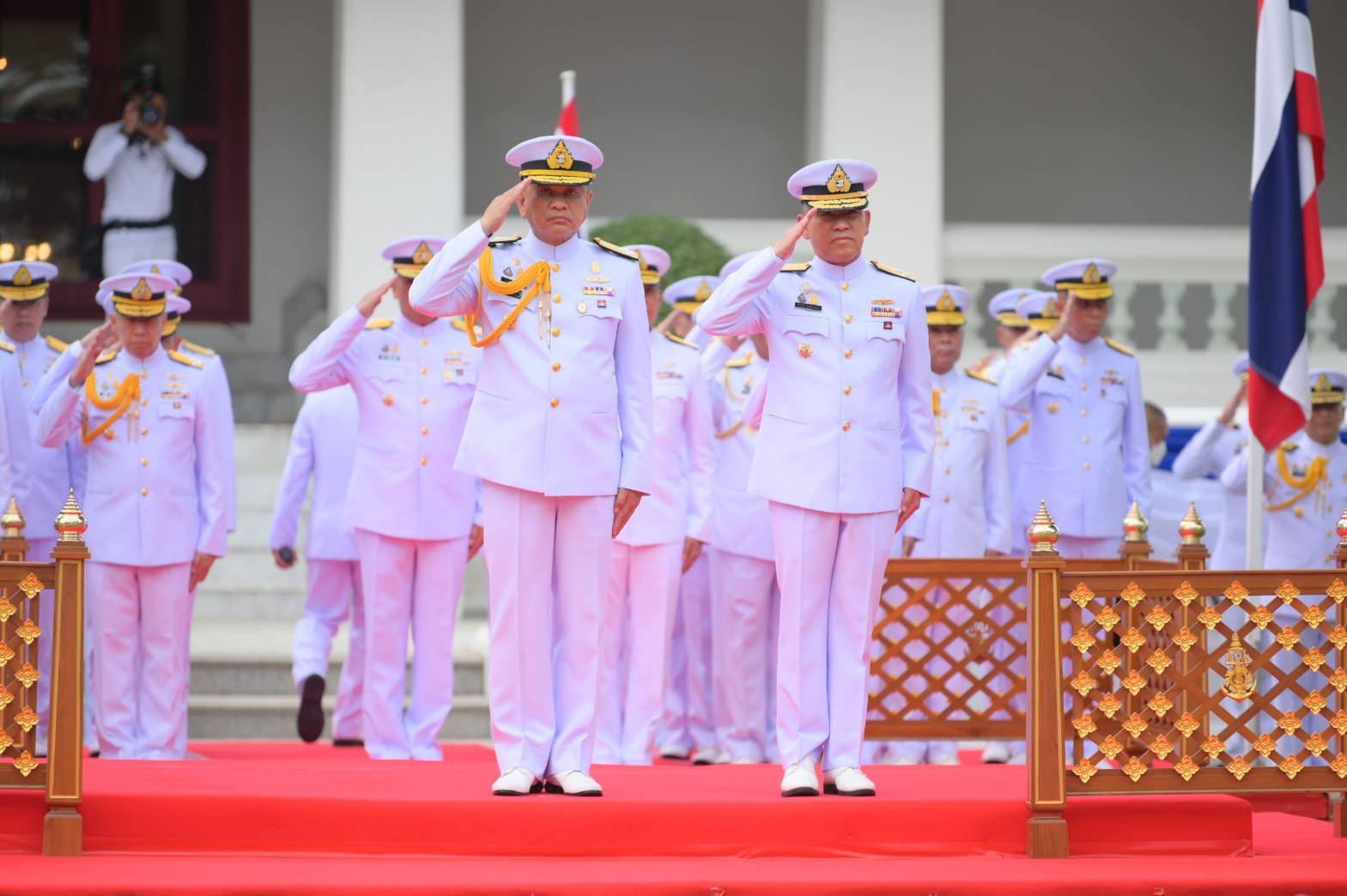 'บิ๊กจ๊อด' ผบ.ทร. คนใหม่ ลั่นไม่หนักใจลุยแก้ปัญหาเรือดำน้ำ ต้องโปร่งใส ...