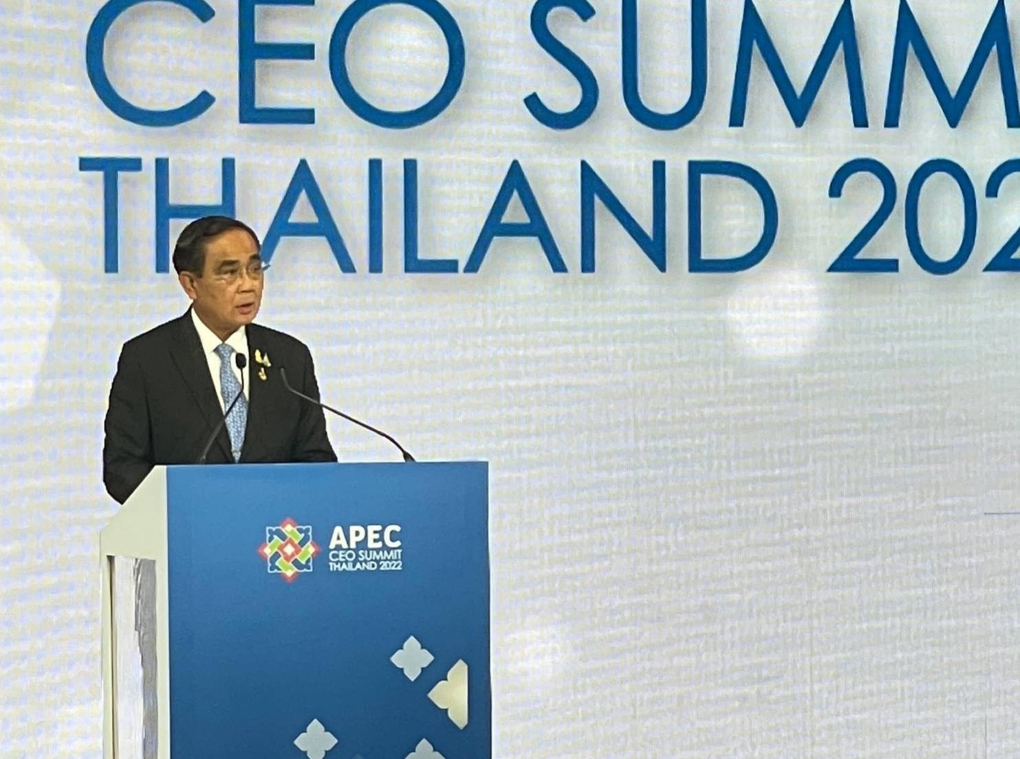 'บิ๊กตู่' ประเดิมโชว์วิสัยทัศน์เวที APEC CEO Summit