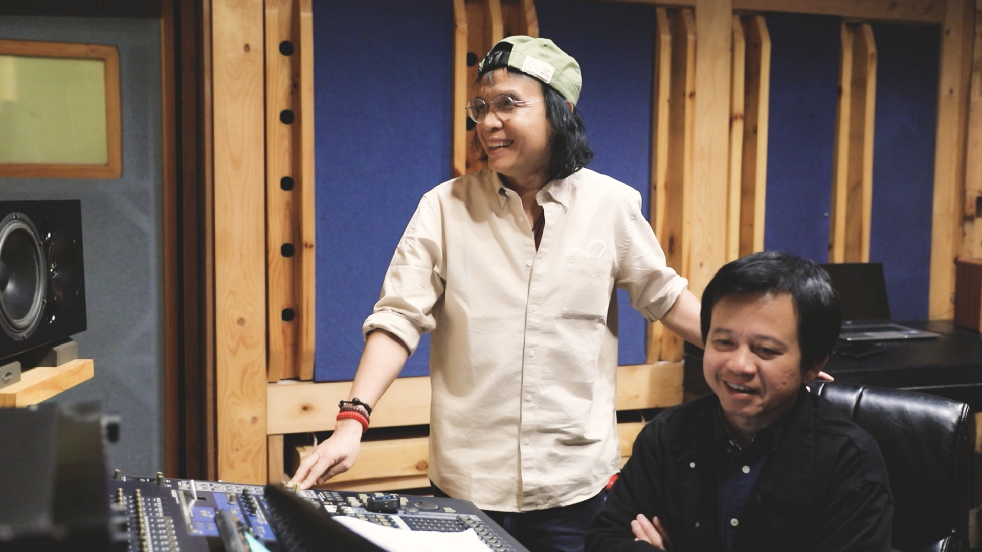 'น้าเน็ก' ร่วมงาน 'ไผ่ พงศธร' ประเดิม MV เพลงลูกทุ่งครั้งแรก!