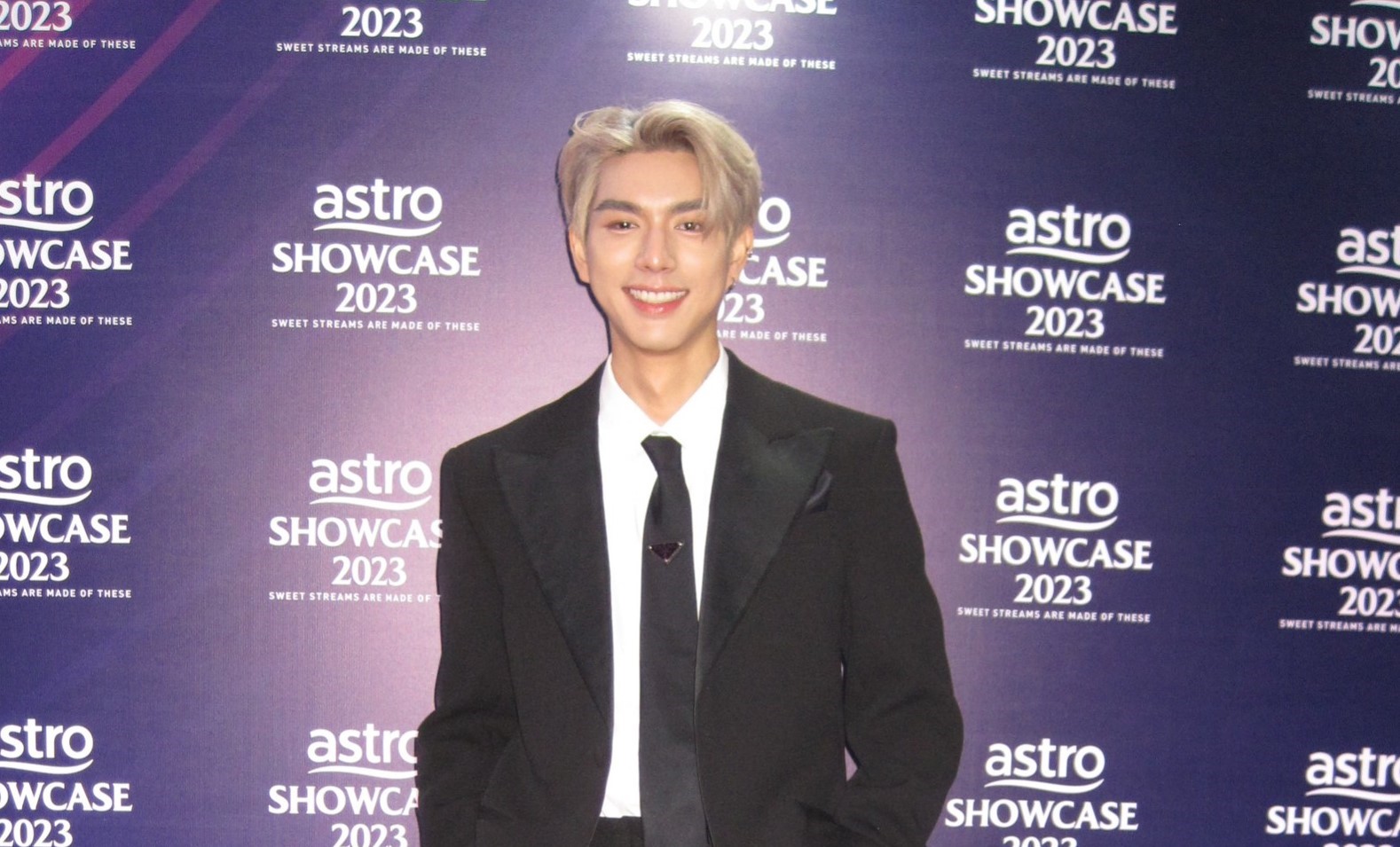 'ไบร์ท' ศิลปินไทยหนึ่งเดียว ขึ้นเวที 'Astro Showcase 2023'