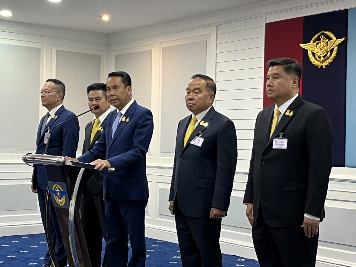 ‘บิ๊กทิน’ จ่อเรียก ผบ.ทร. ถกเรือดำน้ำ หลัง อสส.ส่งคำตอบ ลั่นสุดท้ายจบ ...