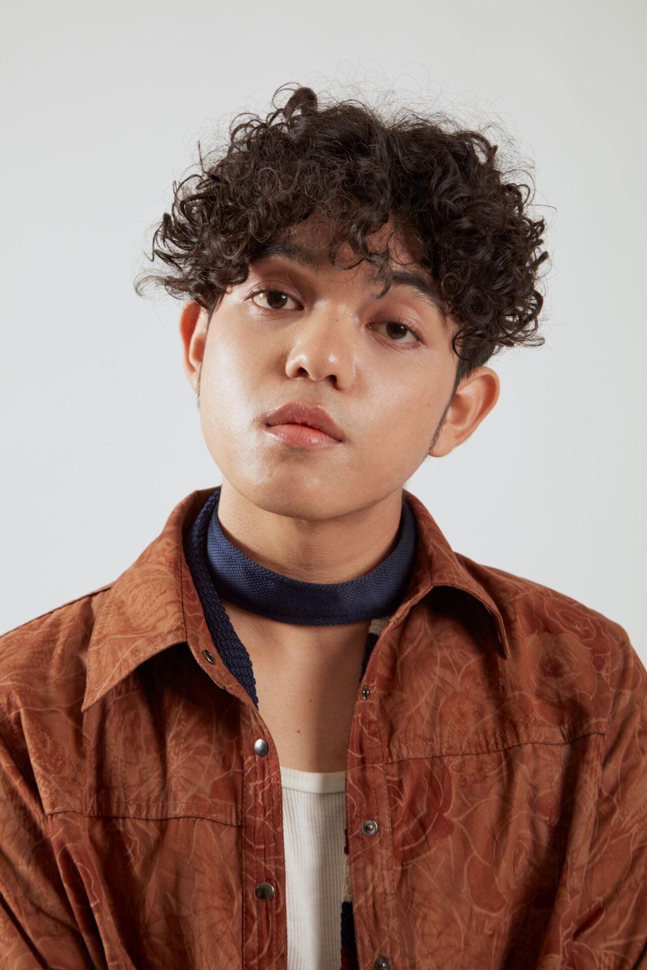 'KJ' ปล่อย 'โธ่เอ๊ย' สวมวิญญาณหนุ่มบ้านนาผู้ดีเกินไปจนอาภัพ!