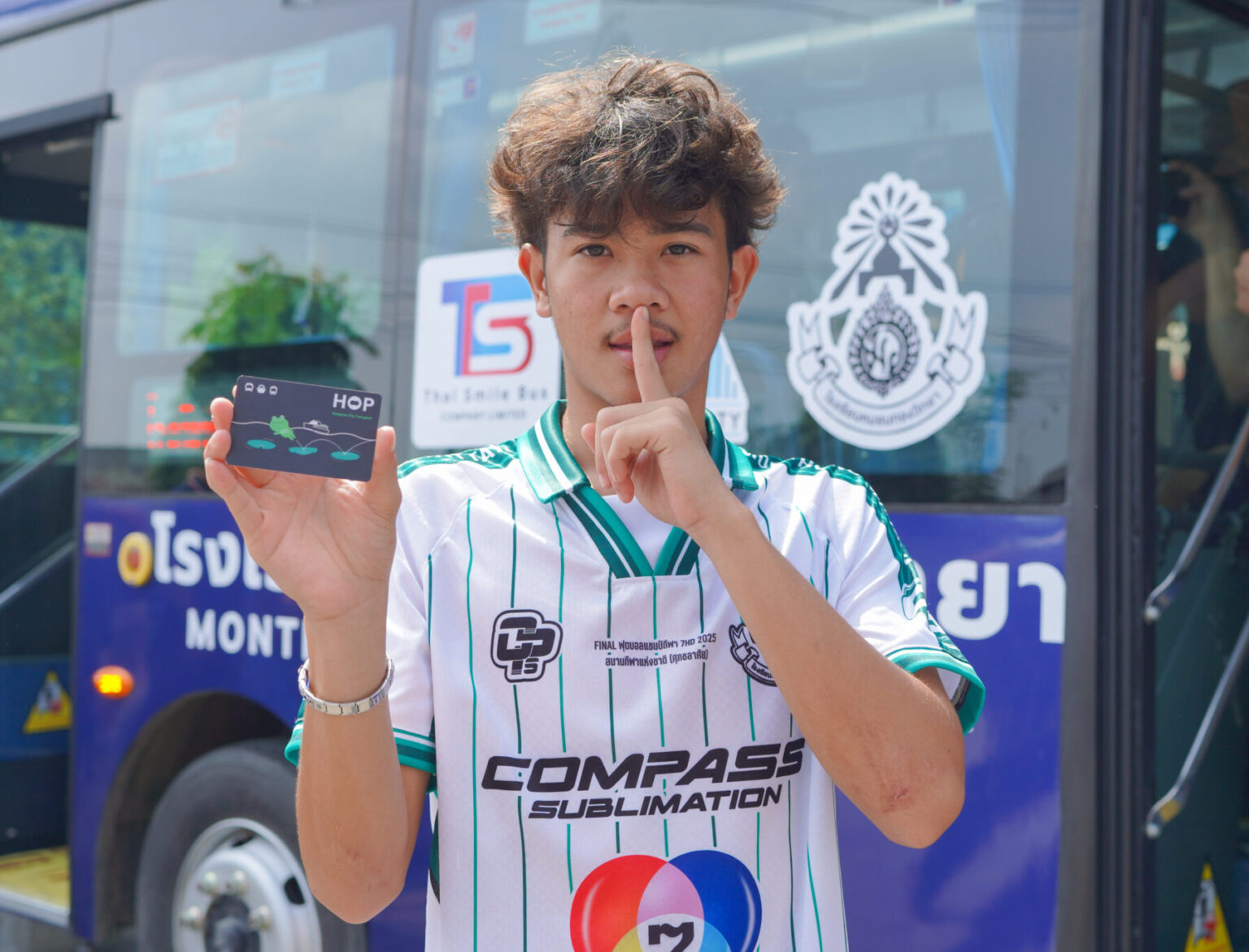 TSB ส่งมอบรถสานฝัน EV Bus สานฝันให้ 'หมอนทองวิทยา'